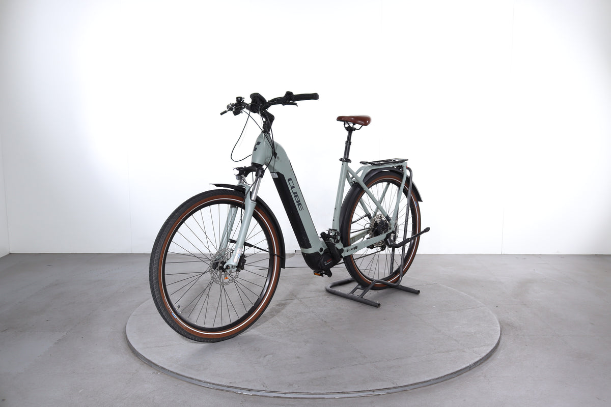 Cube Touring Hybrid Pro Refurbished E-Bike | Upway