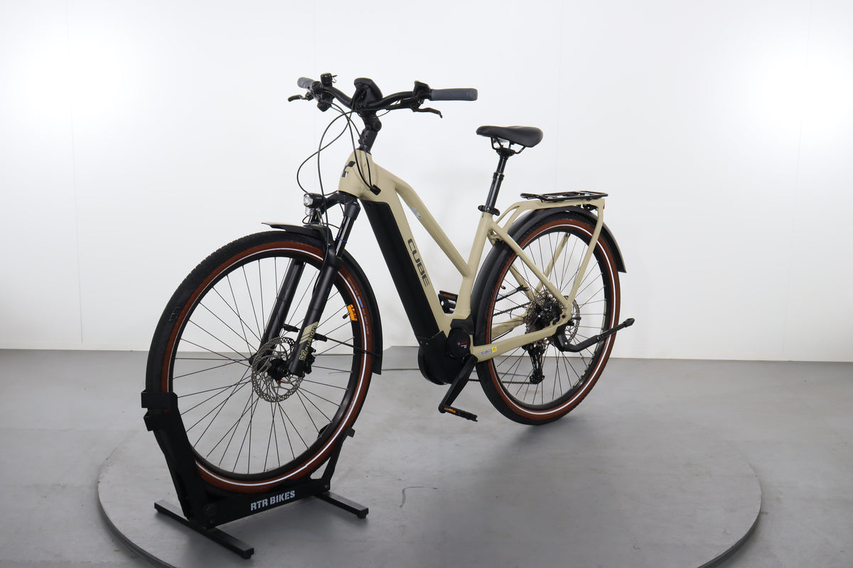 Cube Kathmandu Hybrid Pro Refurbished E-Bike | Upway