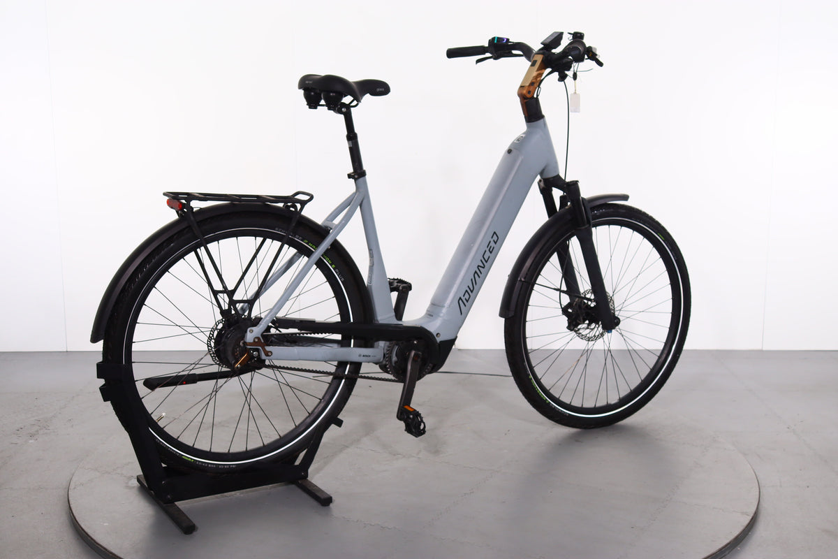 Advanced Trekking Pro Refurbished E-Bike | Upway